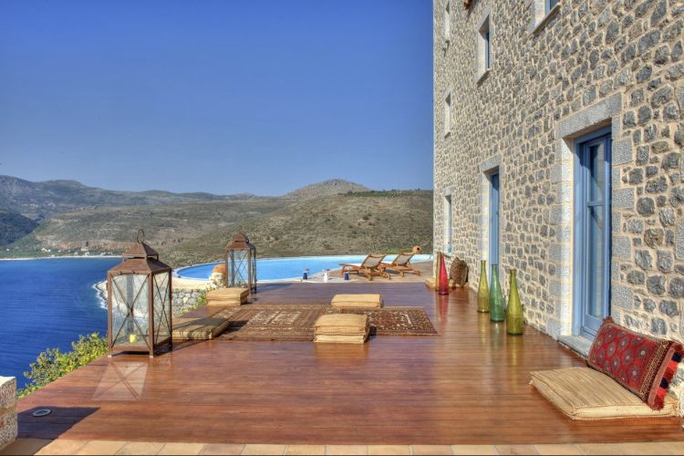 realestatedevelopment.gr | Μεσιτικό γραφείο με έδρα την Καλαμάτα